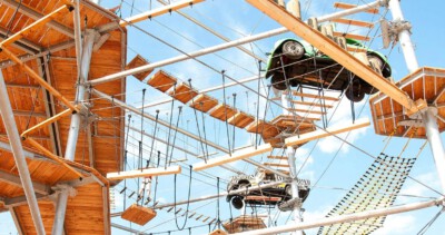 MountMitte Hochseilgarten: Spannende Kletterübungen im Herzen Berlins
